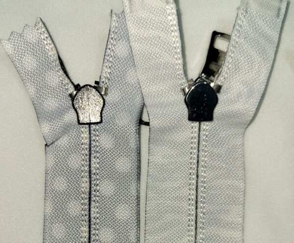 Working with Woven Zippers - Studio Kat Designs